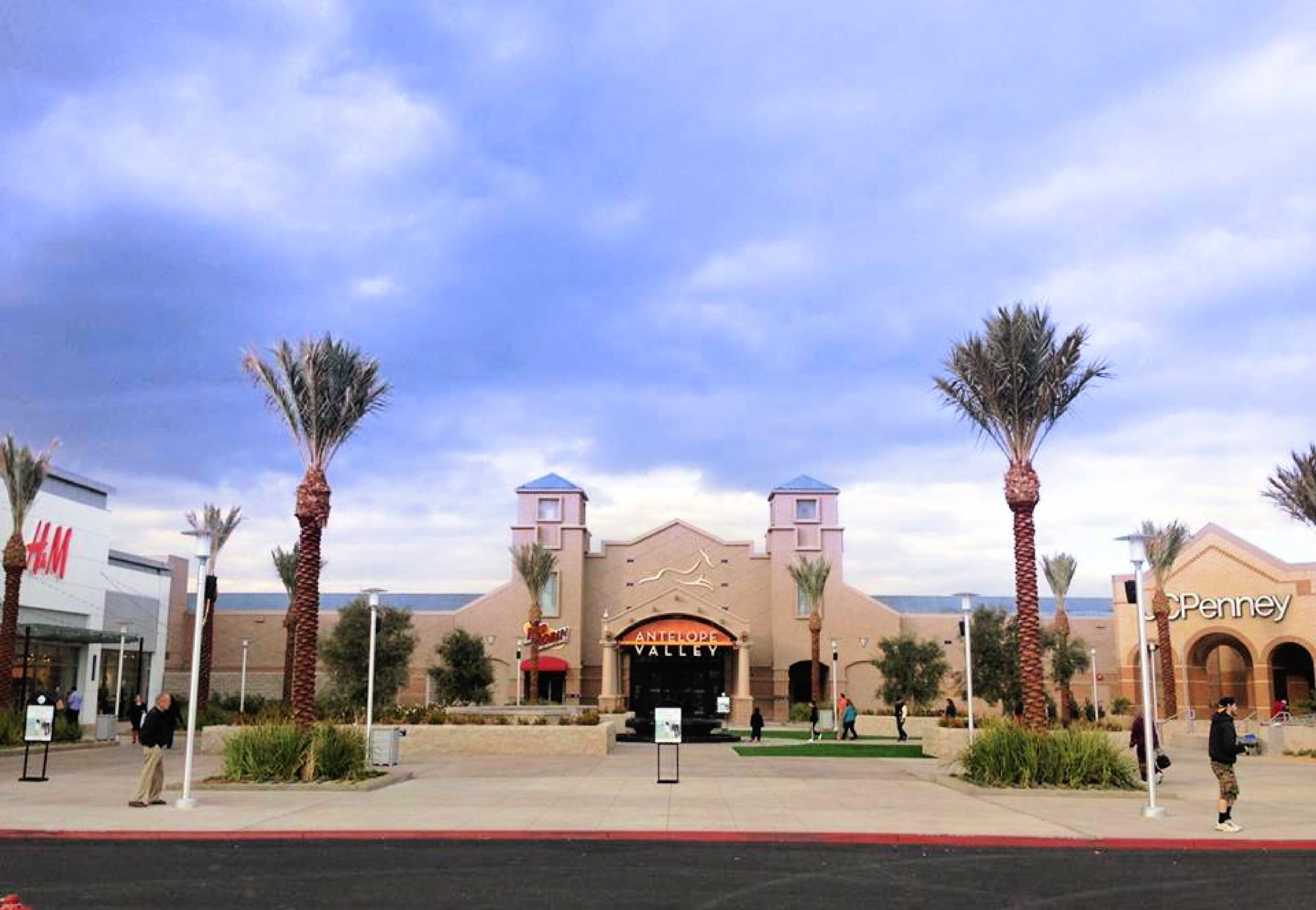 Centennial Awarded Management Contract for Antelope Valley Mall ...